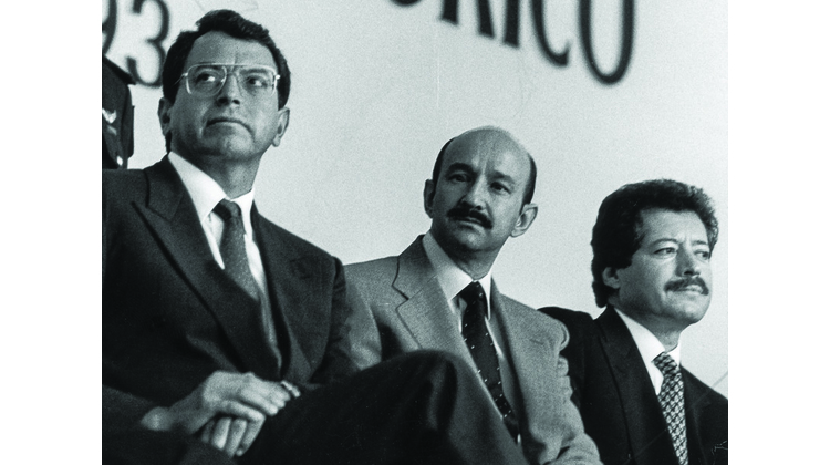 Carlos Salinas De Gortari Relatos E Historias En México